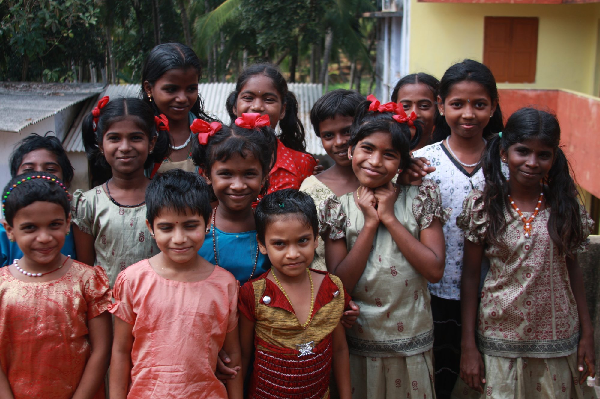 CyberBORN – LEND A HAND, CHANGE LIVES